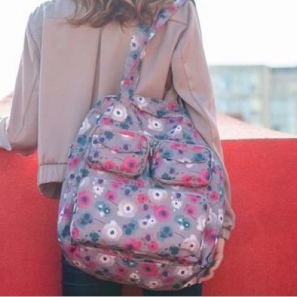 lug | Bags | Nwot Lug Via Convertible Packable Tote Bag Lightweight ...